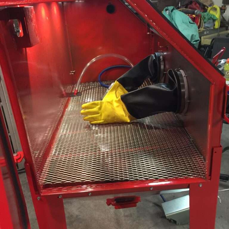 What is Sandblasting? Sandblasting Explained - Definition, Process ...